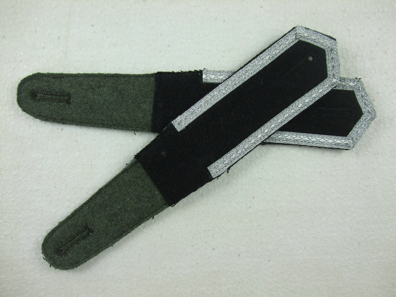 WW2 German Pre-War Early Shoulder Boards Corporal Black| Hikimilitariashop