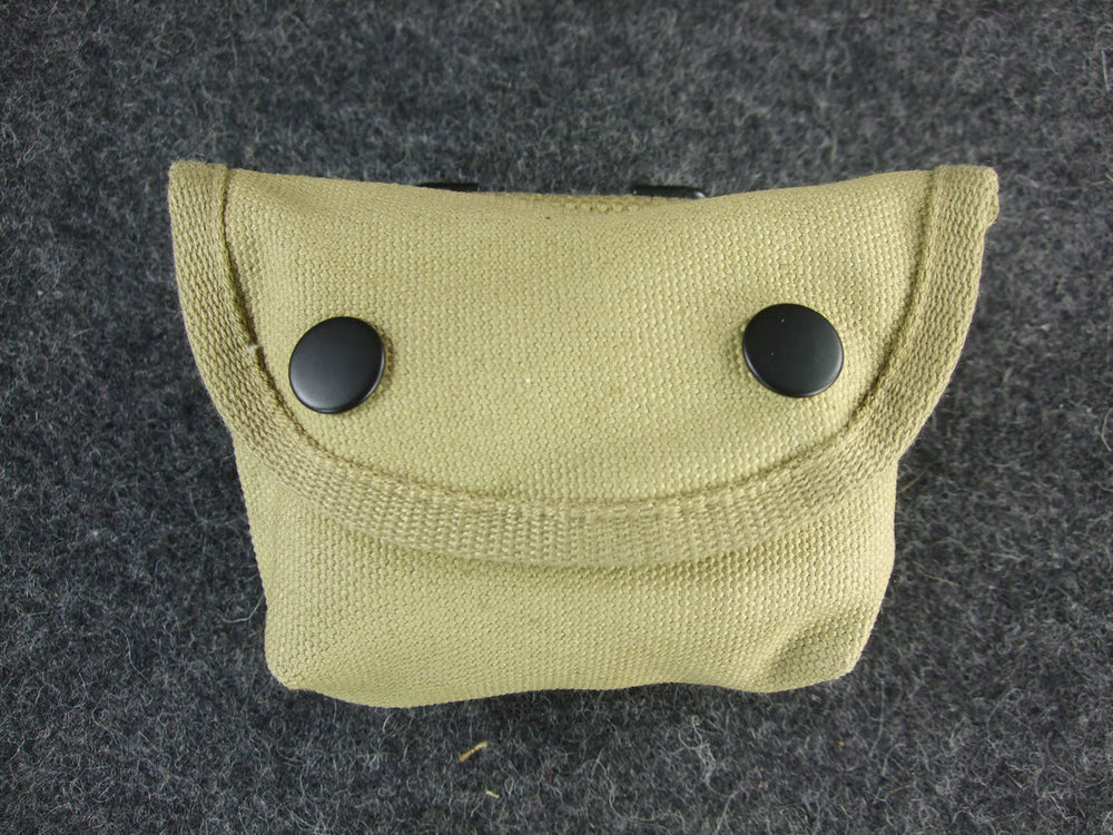 WWII US USMC First Aid Pouch| Hikimilitariashop
