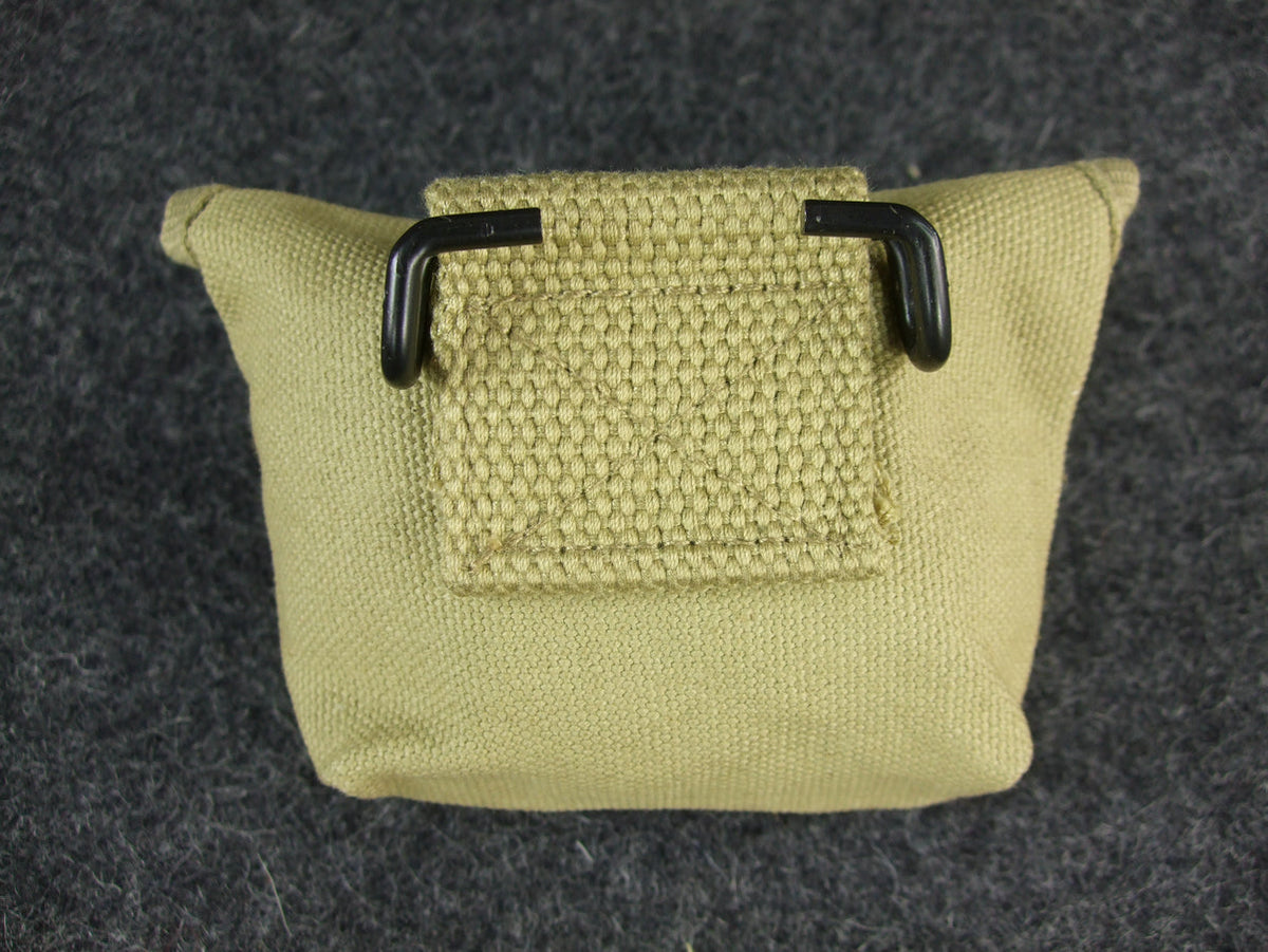 WWII US USMC First Aid Pouch| Hikimilitariashop