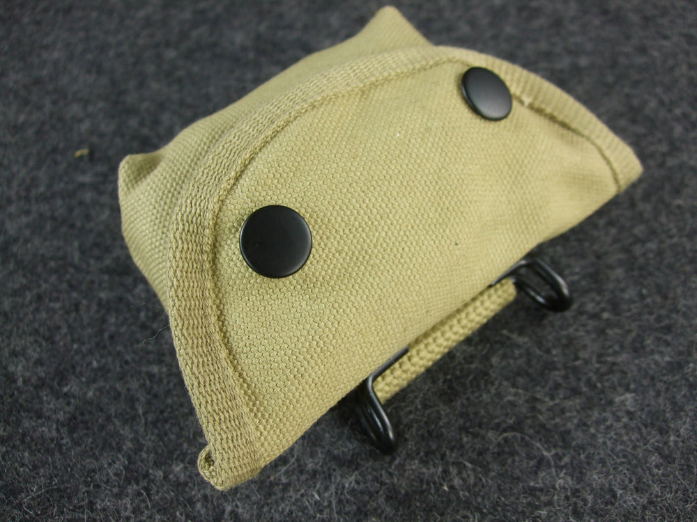 WWII US USMC First Aid Pouch| Hikimilitariashop